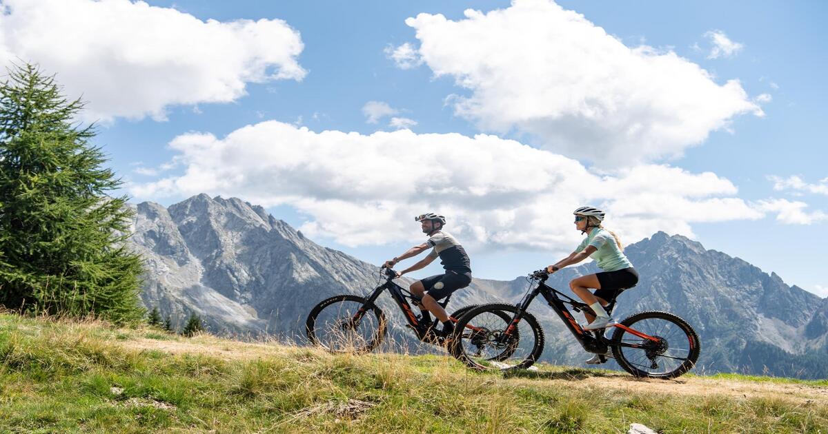 Mountain Biking in Scena in South Tyrol