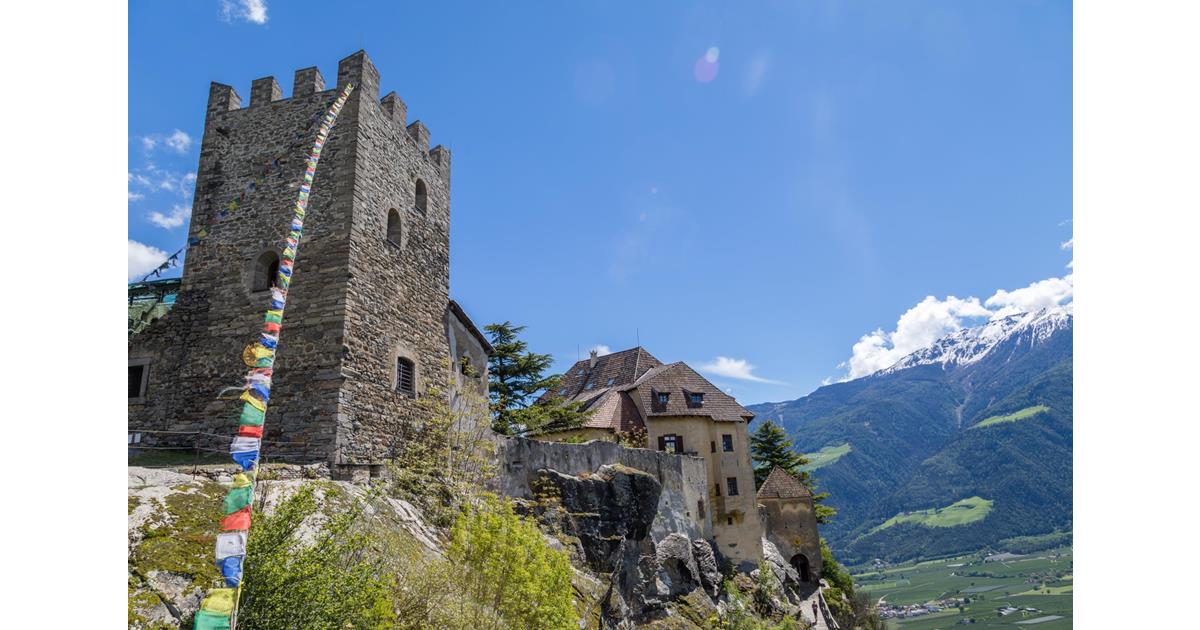 Castel Juval all’imbocco della Val Senales